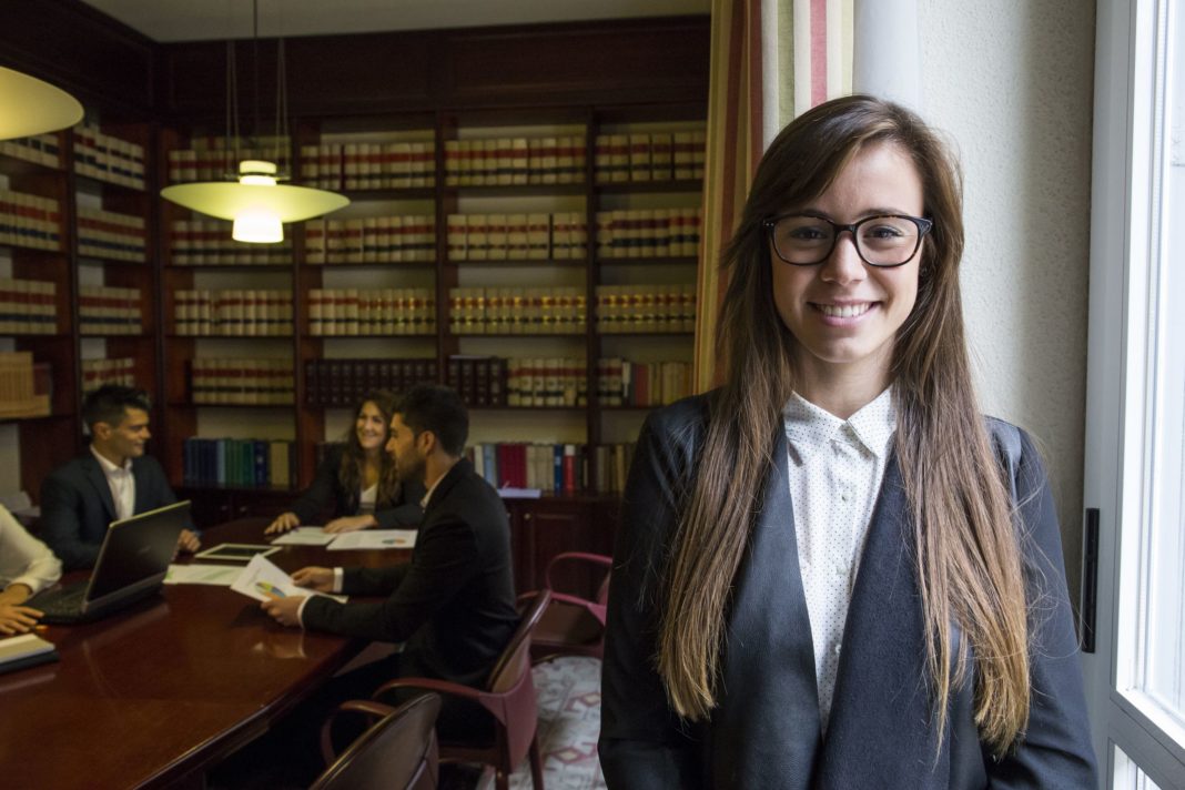 5 Tips to Prepare You to Become a Lawyer - Butterfly Labs