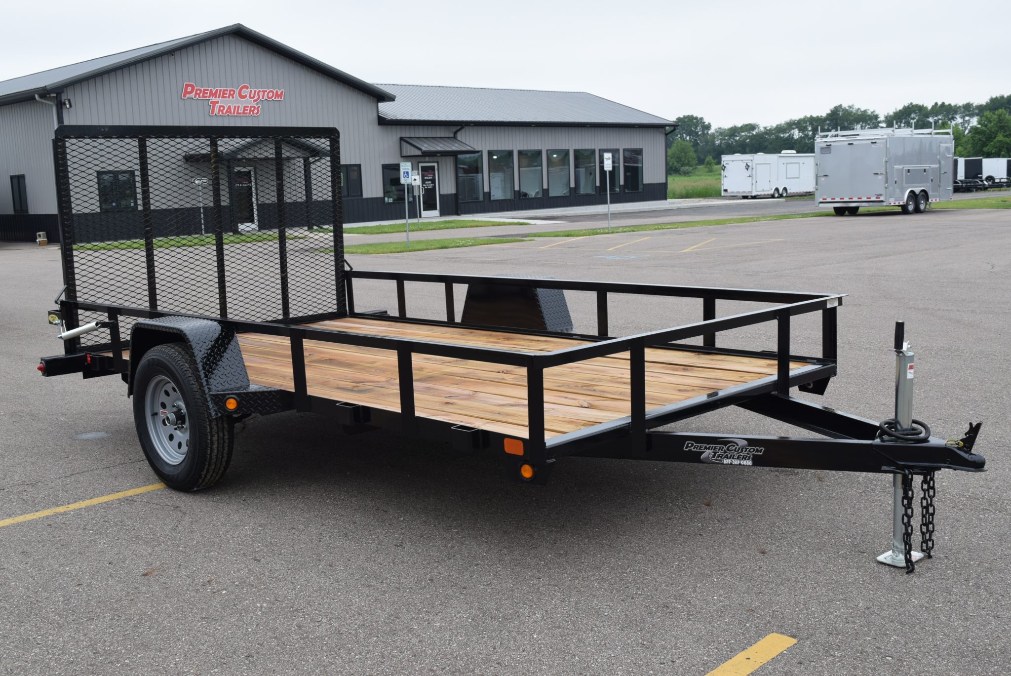 How to Pick the Right Trailer for Your Needs? - Butterfly Labs